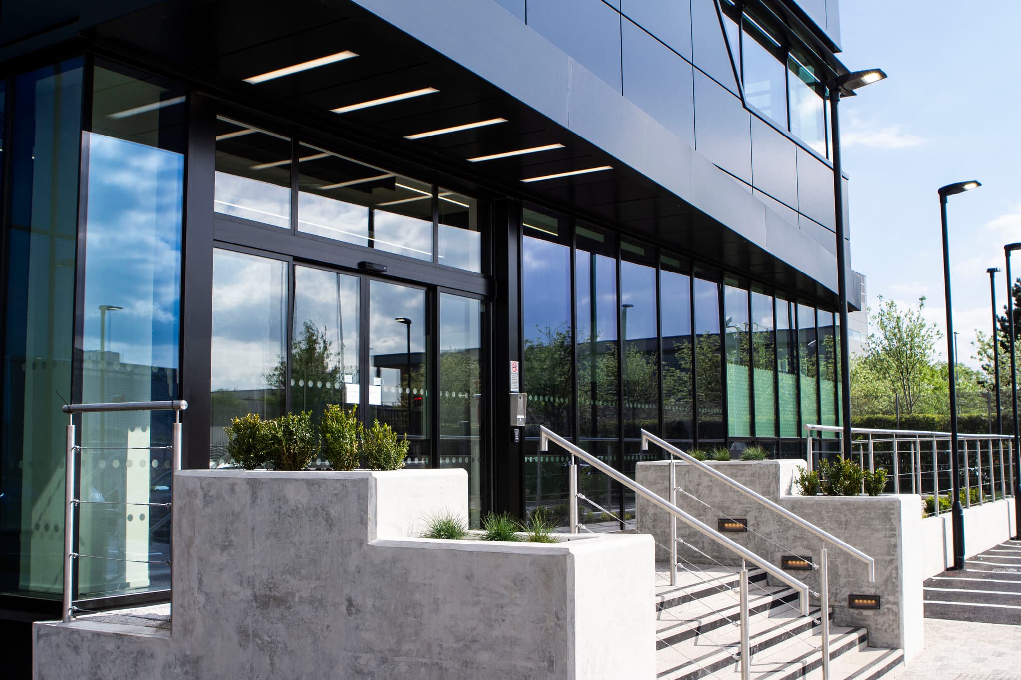 Equinix LD7 Data Center in London | 1 Banbury Avenue